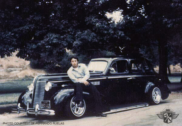 Fernando Ruelas' 1937 Buick - Kustomrama