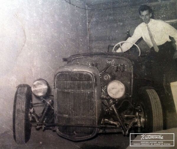 Jacques Bechard's 1932 Ford - Kustomrama